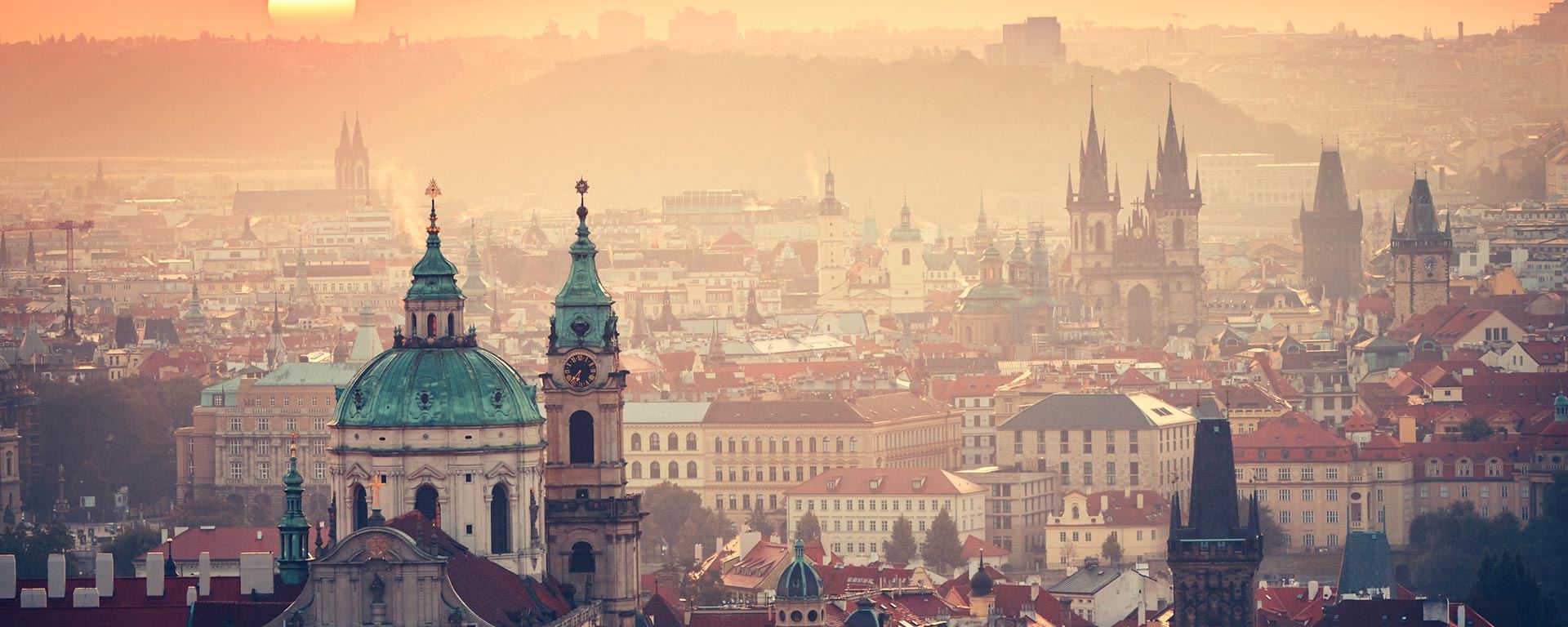 Wakacje i wczasy w Pradze 2021 z Rainbow | R.pl